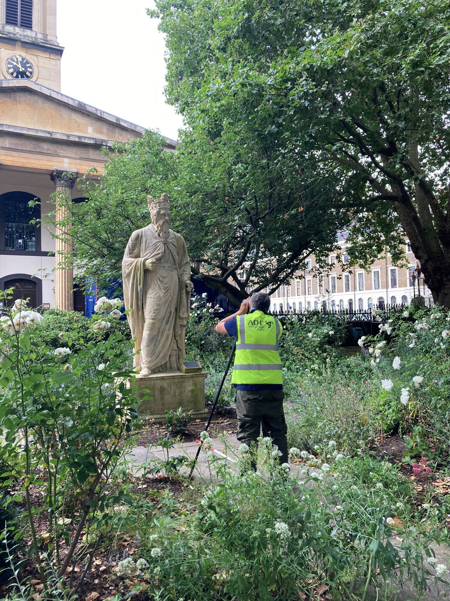 King Alfred Statue – In Situ