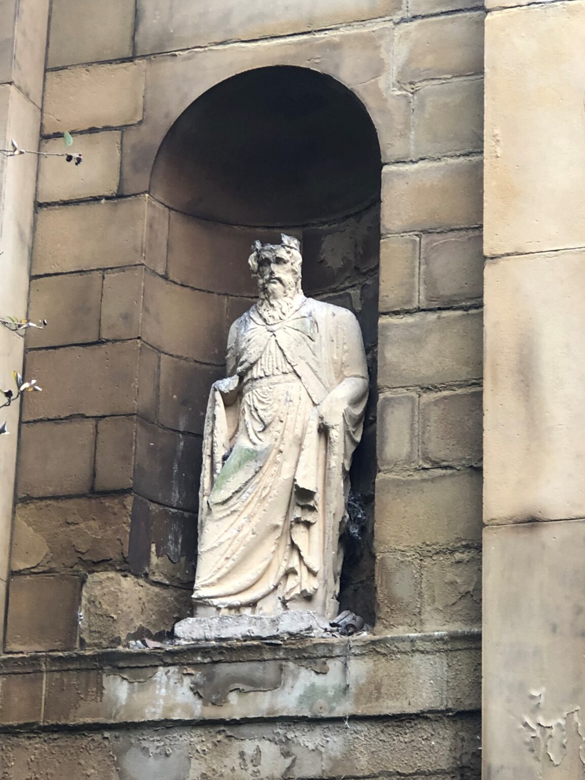 King Alfred Statue – In Situ